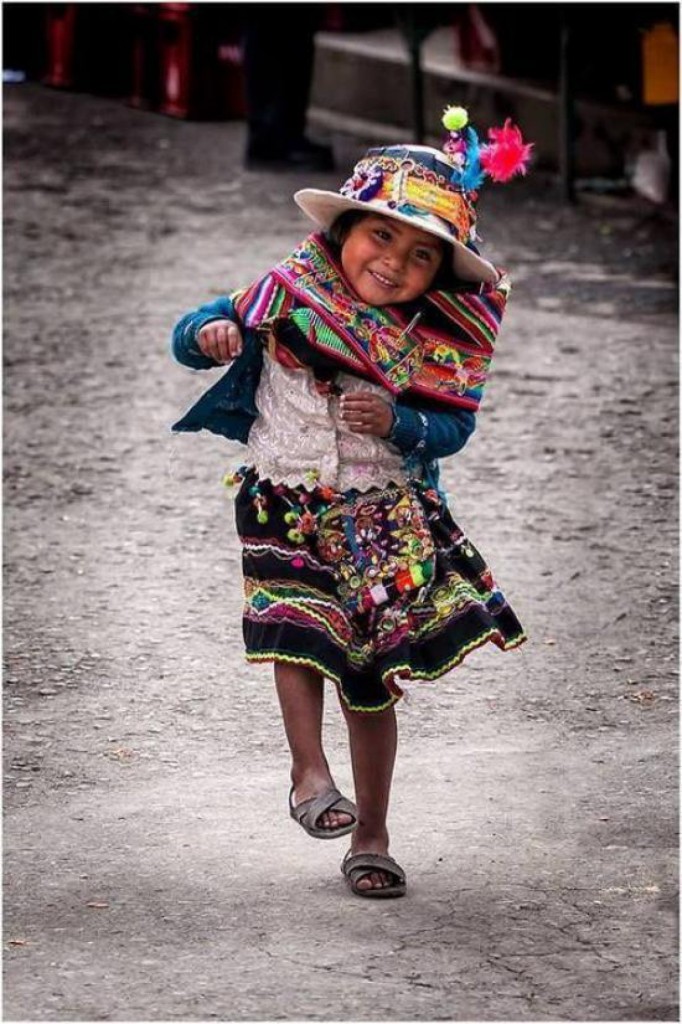 22 Photo Shows The power of children smiling all around the world ...