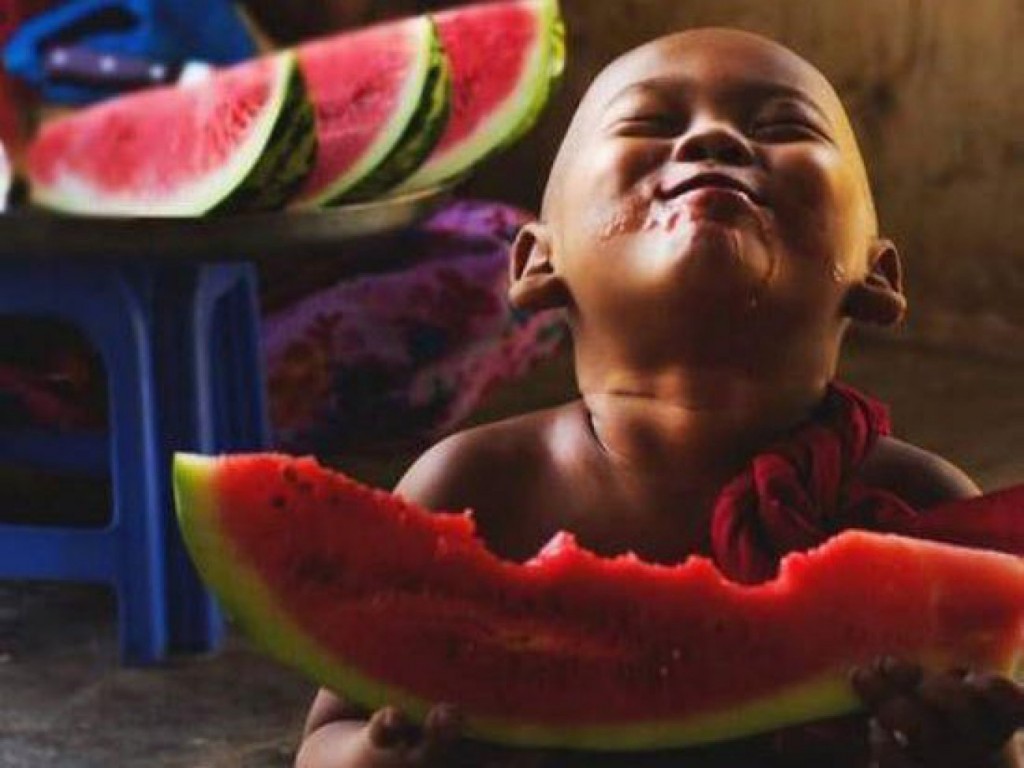 22 Photo Shows The power of children smiling all around the world ...