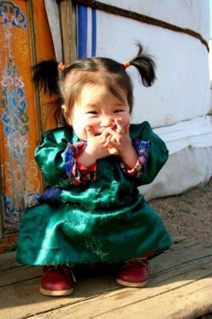 22 Photo Shows The power of children smiling all around the world ...
