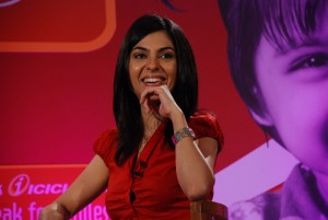 Shereen Bhan - Sexy Indian Journalist & TV News Anchor | Latest Pics ...