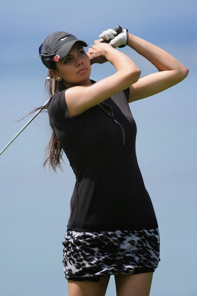 Sharmila Nicollet - 20 Hot Photos Of Indian Golf Goddess | Reckon Talk