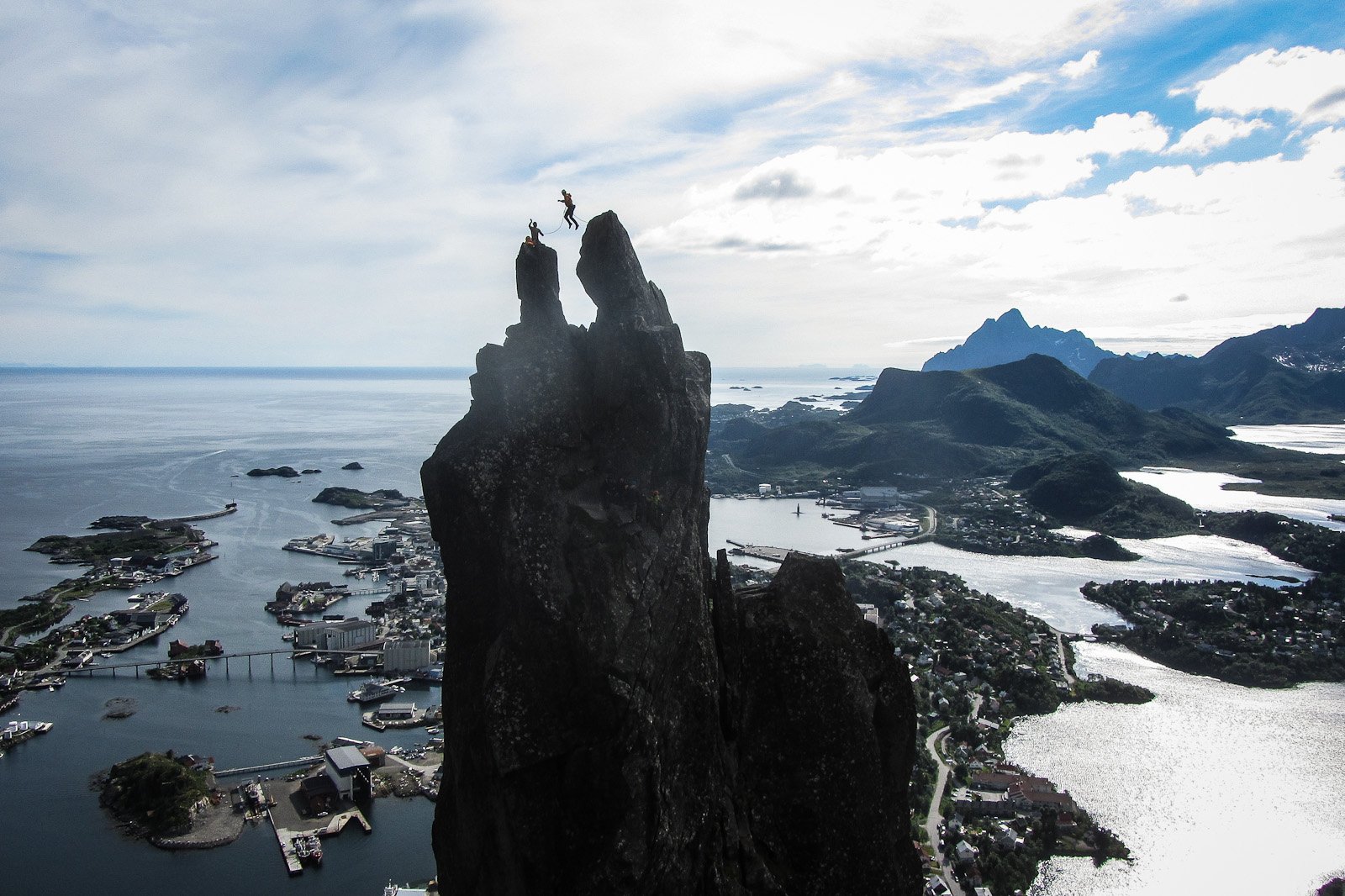 Hiking Heaven Cliffs in Norway - Part-IV: Svolvaergeita | Reckon Talk
