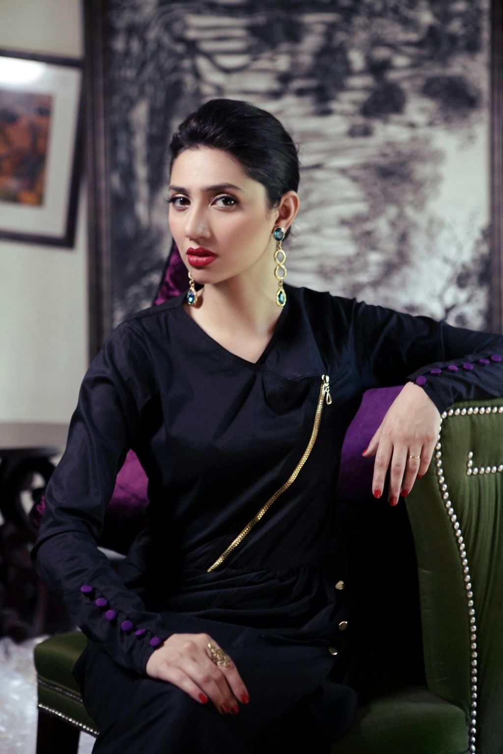 15 Hot And Spicy Photos Of Mahira Khan Raees Movie Actress Reckon Talk