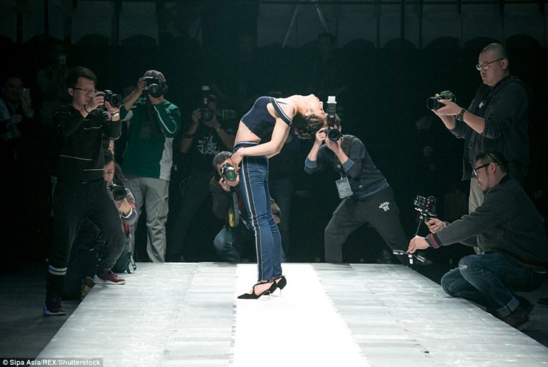 Meet Liu Teng - The most flexible woman in China | Reckon Talk