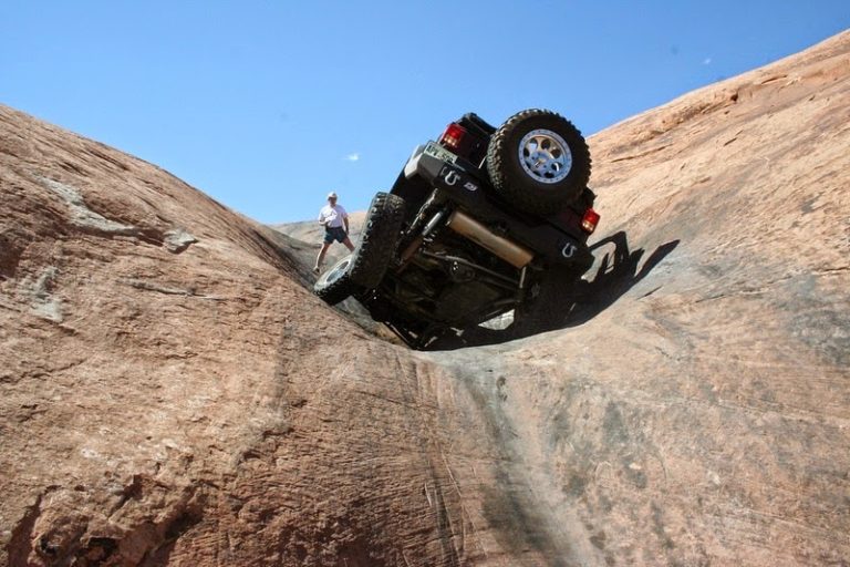 The Lion’s Back, in Moab, Utah is an Offroad Heaven | 15 Photos of Hell ...
