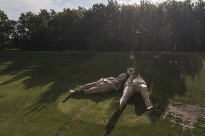 Who is Thomas Dambo? His Giant Wooden Troll Locations, Artwork Photos ...