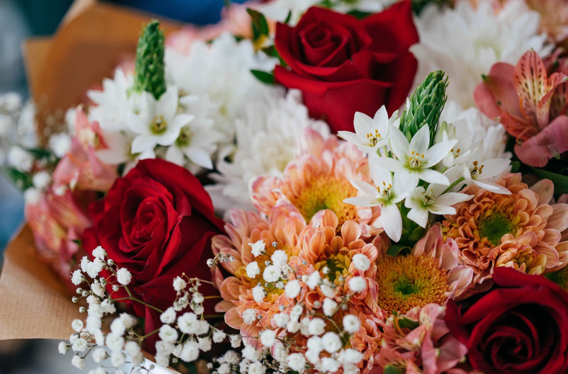 Expressing Emotions through Flower Delivery | Reckon Talk