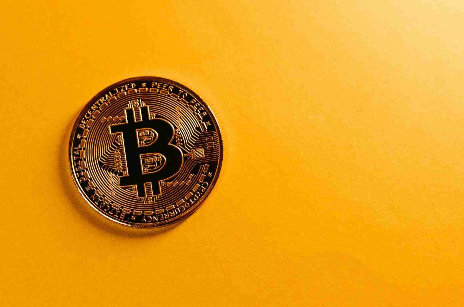 Multidimensional Perspectives on Digital Value: The Holographic Bitcoin ... Multidimensional Perspectives on Digital Value: The Holographic Bitcoin ...