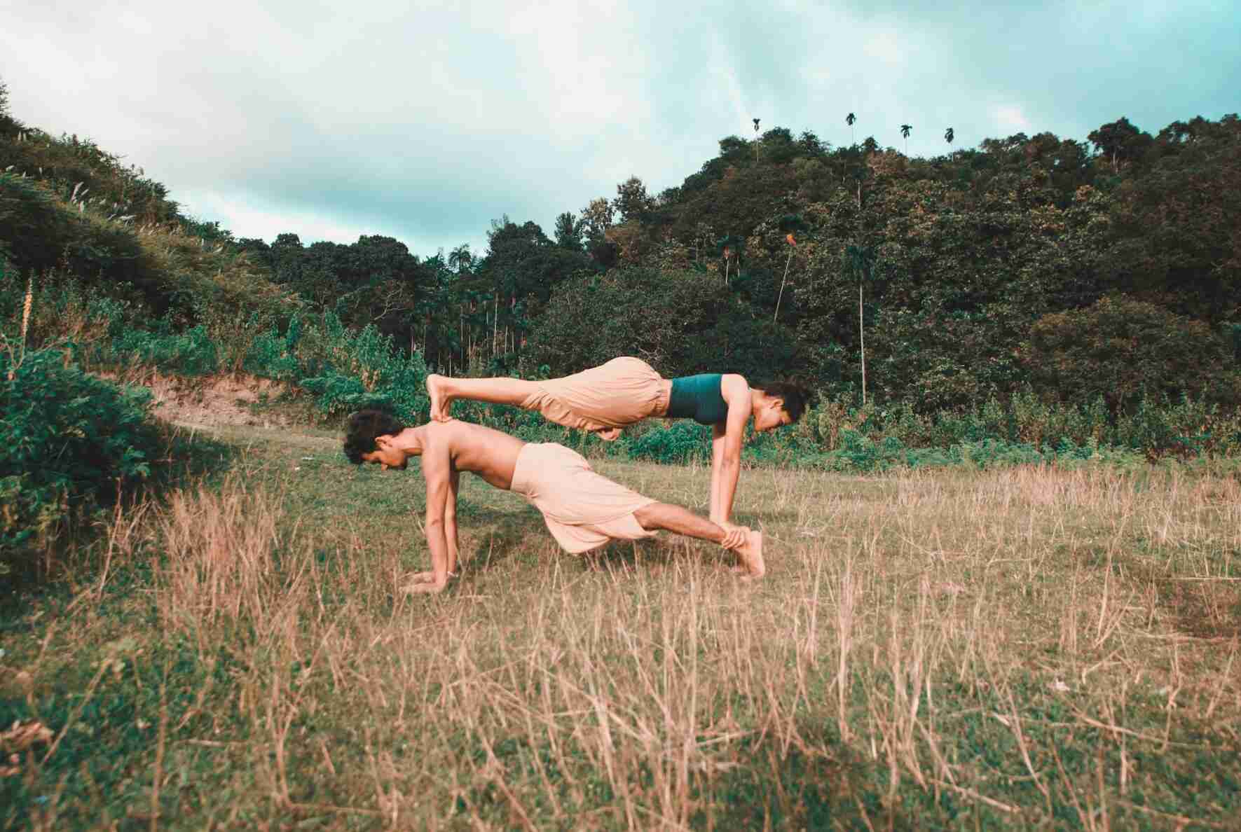 Intimate Yoga: Positions and Practices to Enhance Couple Connection ...