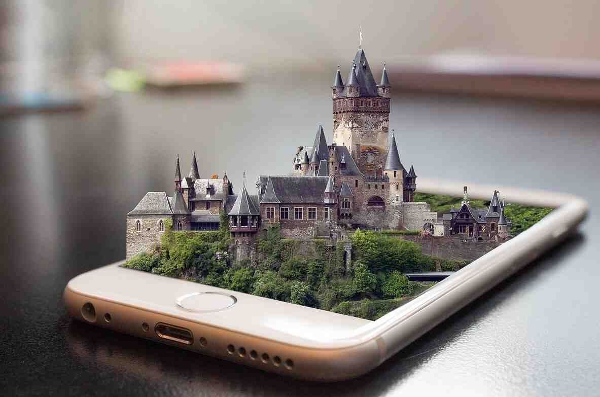 Technology x Travel: The Growing Experiences of Smart Tourism | Reckon Talk